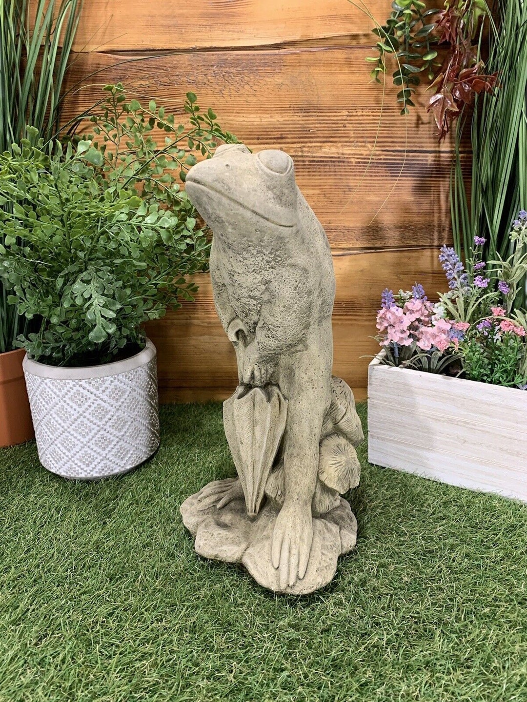 Stone Garden Cute Tall Frog With Umbrella Statue Ornament - Etsy