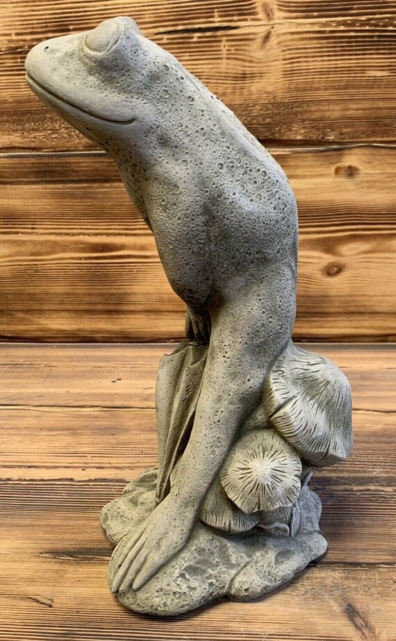 Stone Garden Cute Tall Frog With Umbrella Statue Ornament | Etsy