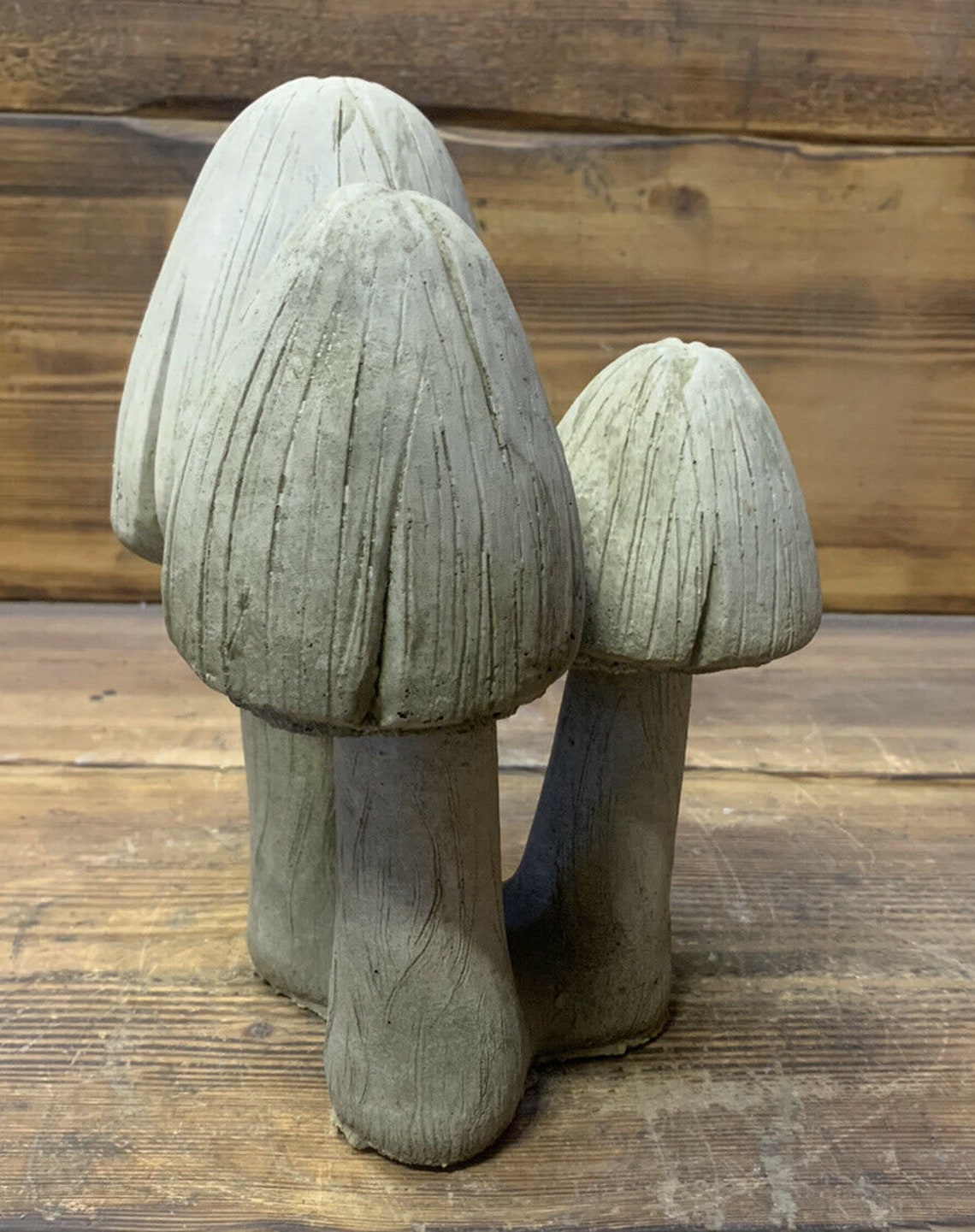 Stone Garden Traditional 3 Toadstool Mushroom 2 Piece Concrete Ornament ...