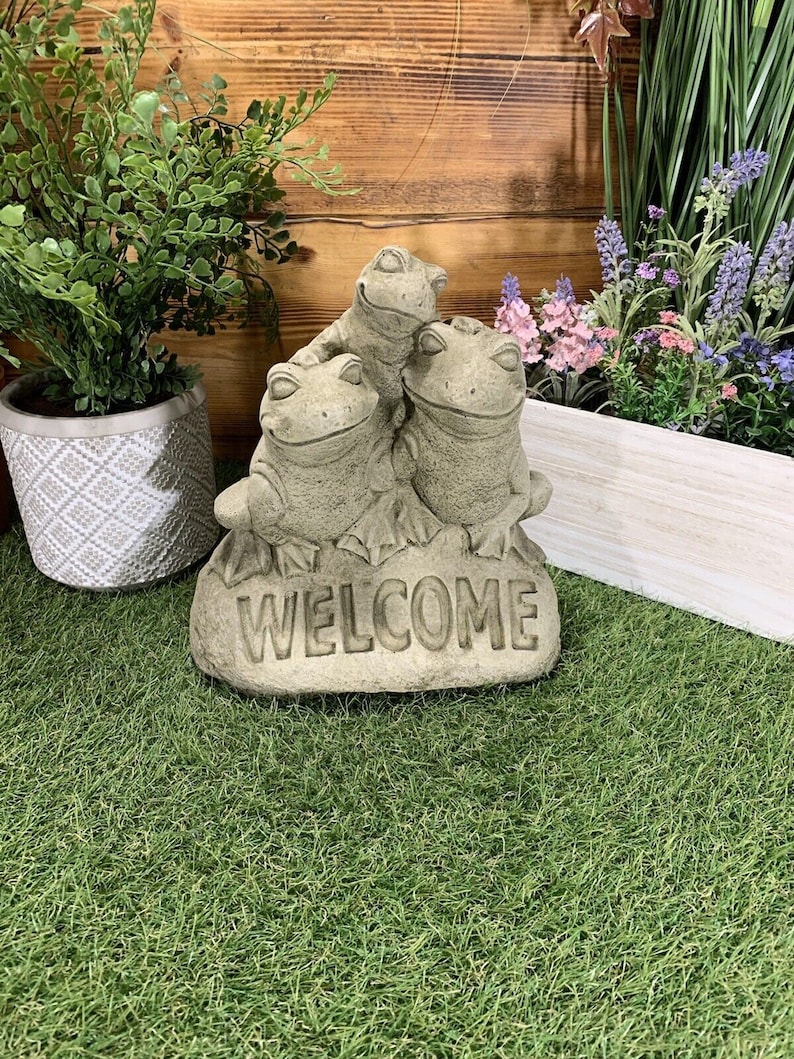 Stone Garden Cute Welcome Frog Toad Family Statue Ornament - Etsy UK