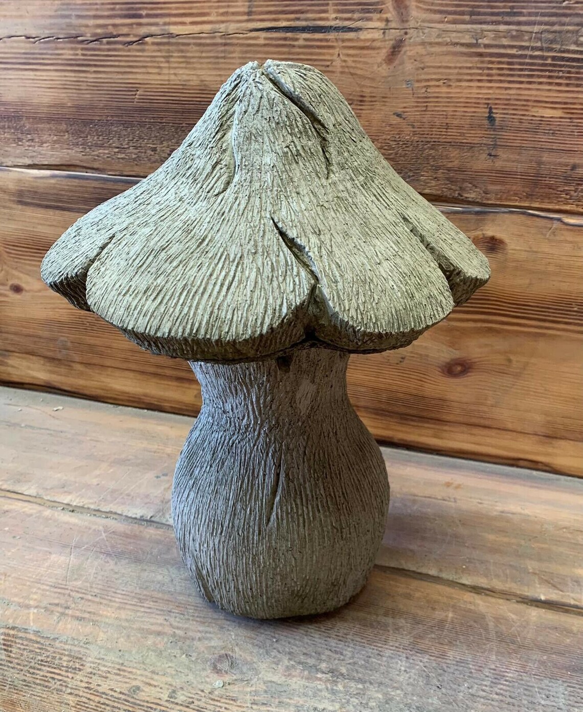 Stone Garden Traditional Large Toadstool Mushroom 2 - Etsy UK