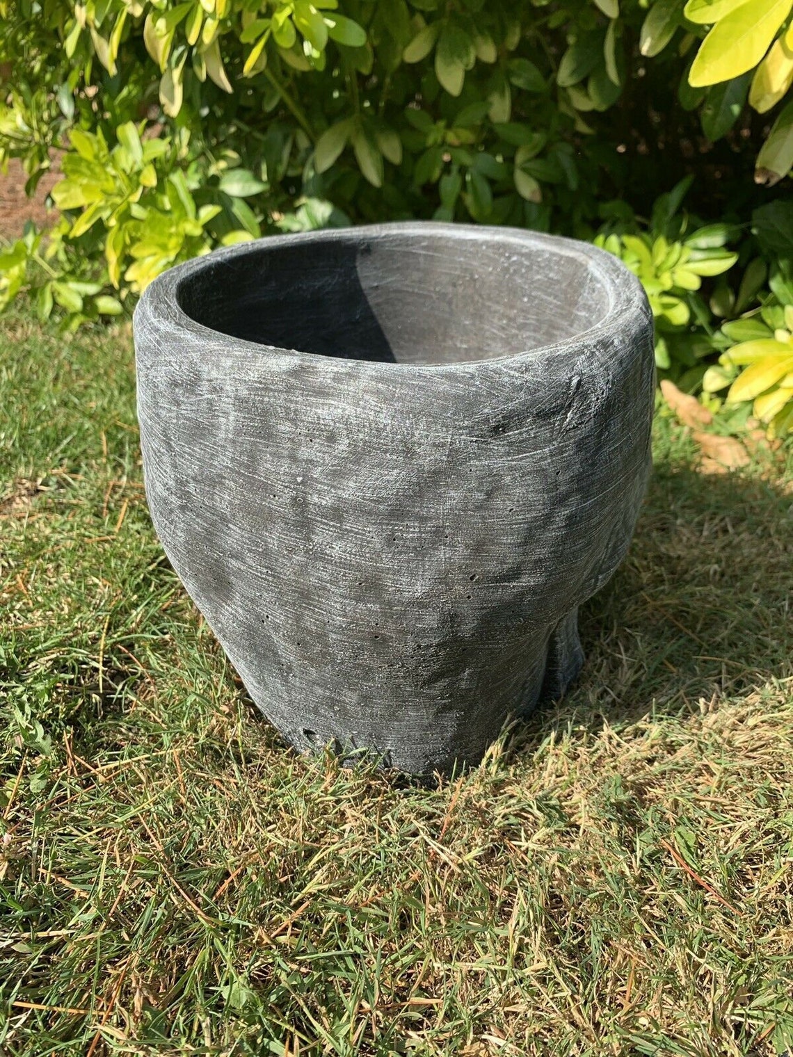 Stone Garden Large Gothic Skull Planter Plant Pot Black/white Concrete ...