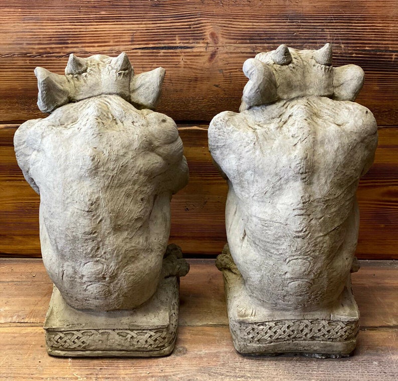 Stone Garden Large Pair of Gargoyle Gremlin Pillar Cap Statue | Etsy