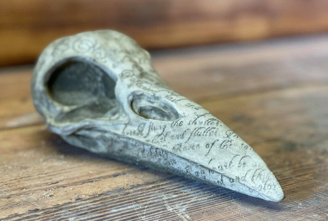 Stone Garden Raven Head Raven Bird Skull Gothic Human Head Ornament ...