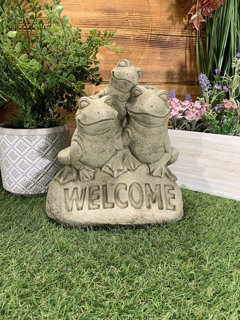 Stone Garden Cute Welcome Frog Toad Family Statue Ornament - Etsy UK