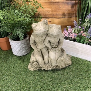 Stone Garden Pair of Frogs Frog Toad on Log Statue Ornament - Etsy