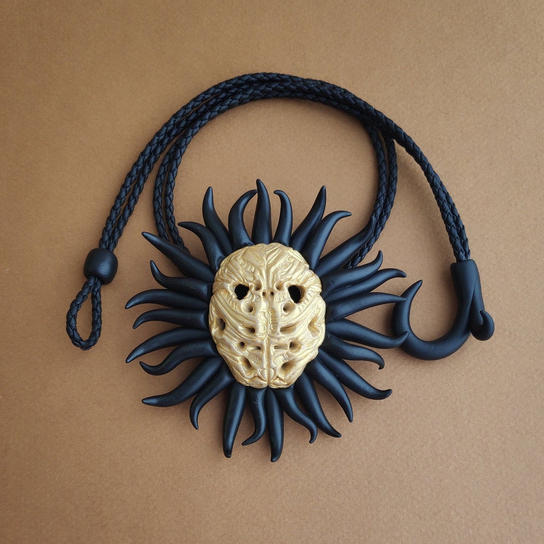 Death Stranding Golden Lion Mask Necklace, Geek Jewelry - Etsy