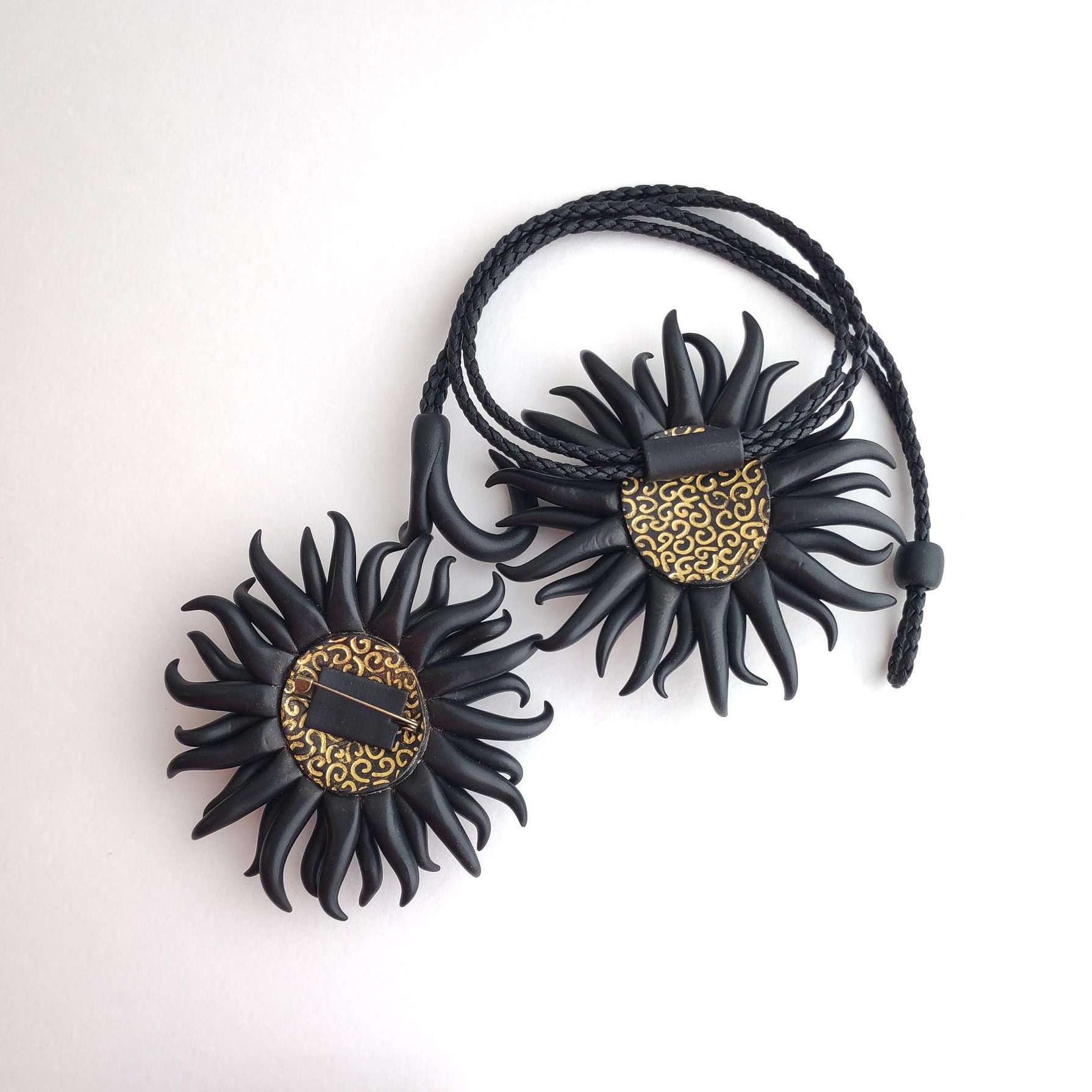 Death Stranding Golden Lion Mask Necklace, Geek Jewelry - Etsy