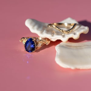 Midnight Blue Sapphire Engagement Ring, Lab Grown Sapphire Nature ...