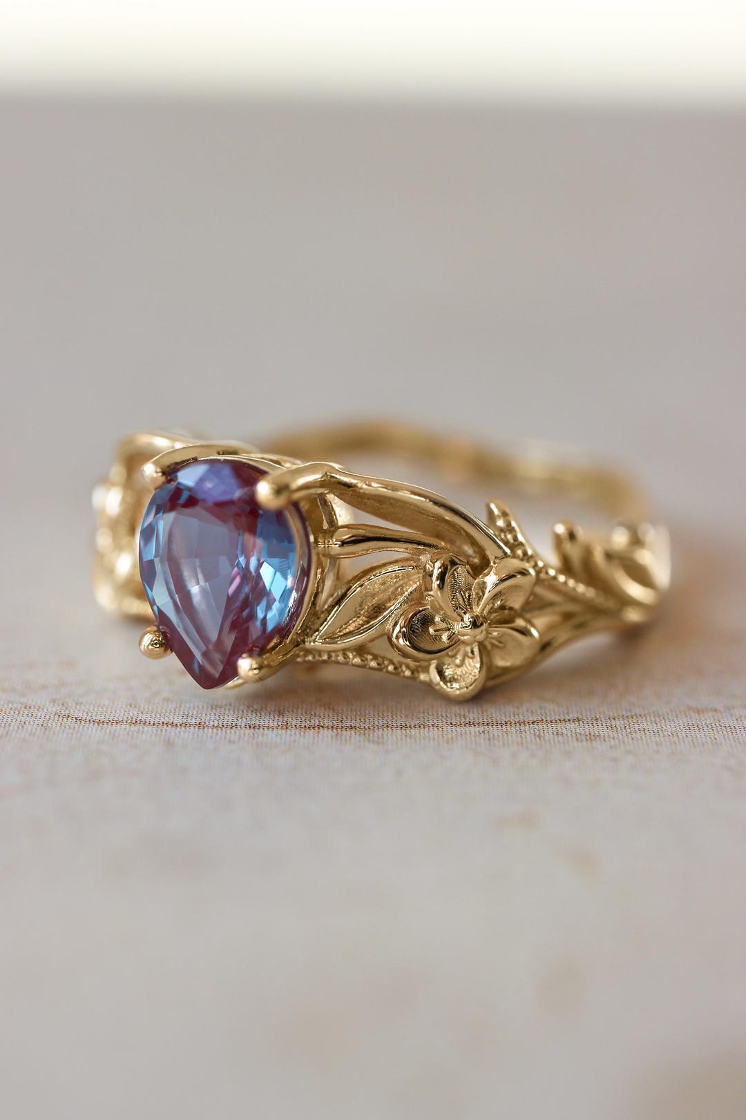 Lab Alexandrite Engagement Ring, 14k Gold Flower Bridal Ring - Etsy