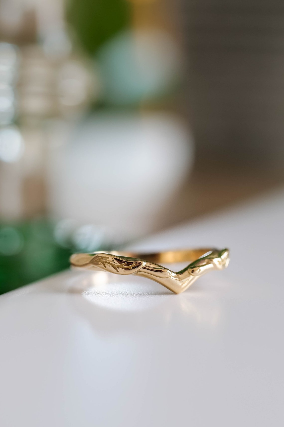 V Shaped Curved Wedding Band Yellow Gold 14k or 18k Delicate - Etsy