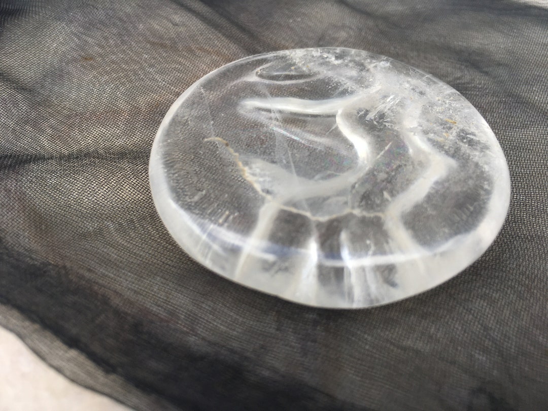 Paperweight, Hand Flatterer 80s, Rock Crystal Cut - Etsy
