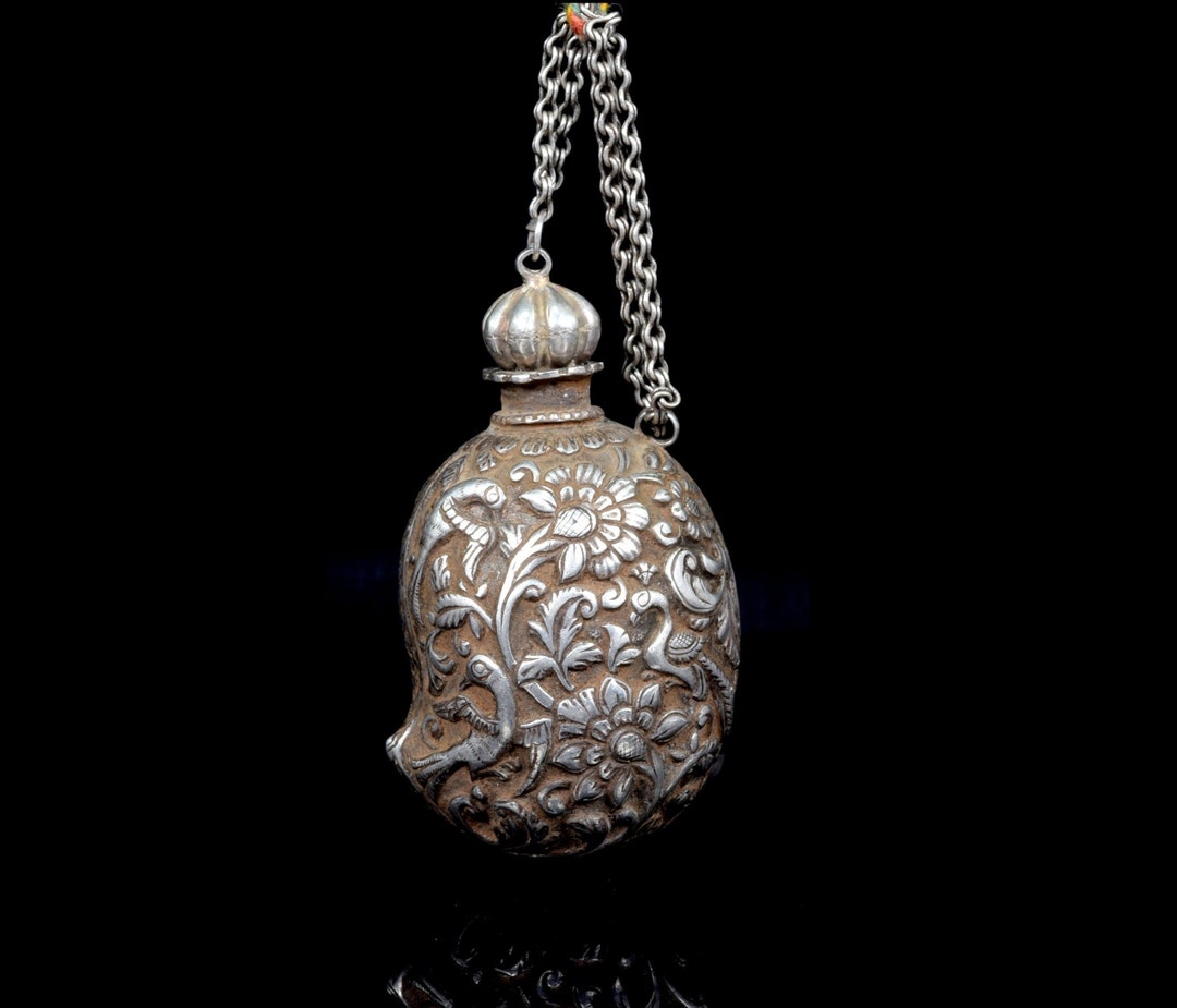 Antique Early Mughal Silver Snuff/treasure Box Rare Collectible Indian ...