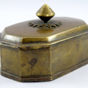 Indian Antique Beautiful Old Octagonal Shape Brass Trinket Box - Etsy