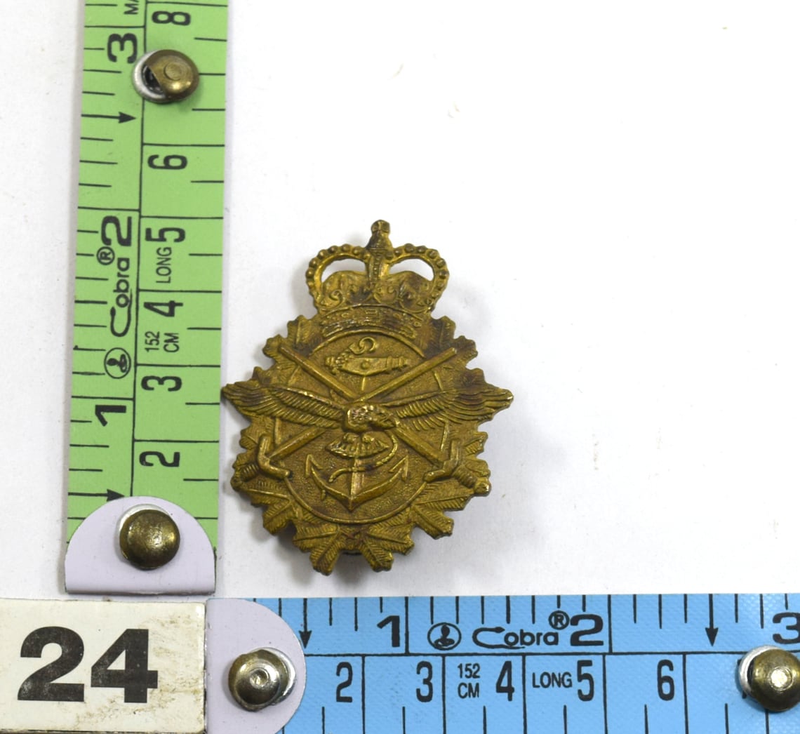 Vintage the British Armed Forces Logo Collectible Armed Force - Etsy