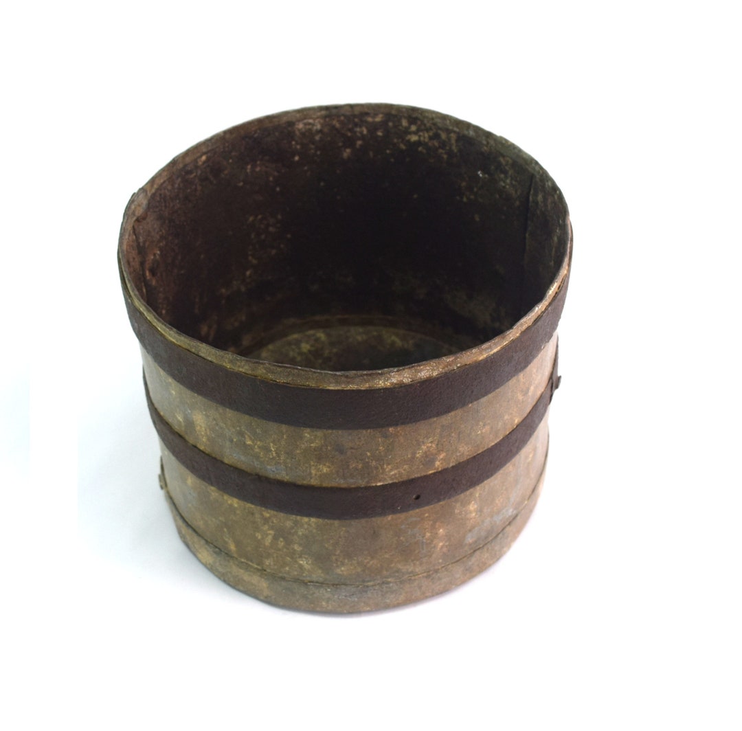 Traditional Big Iron Grain Storage Pot Old Home Decorative Pot ...