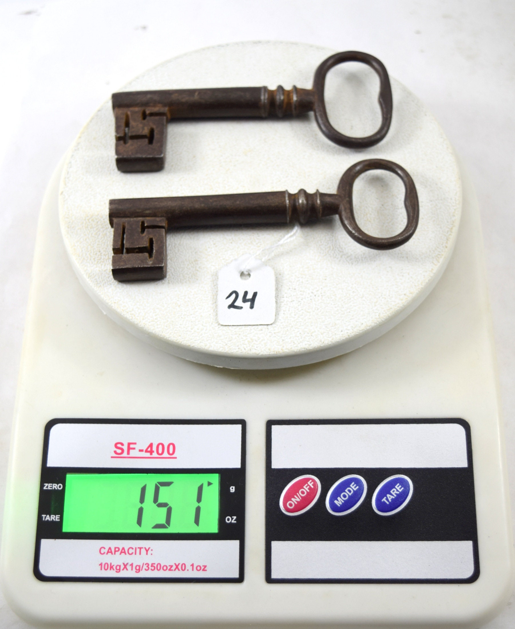 Royal Antique Design Skeleton Padlock Key Wall Rustic Décor | Etsy