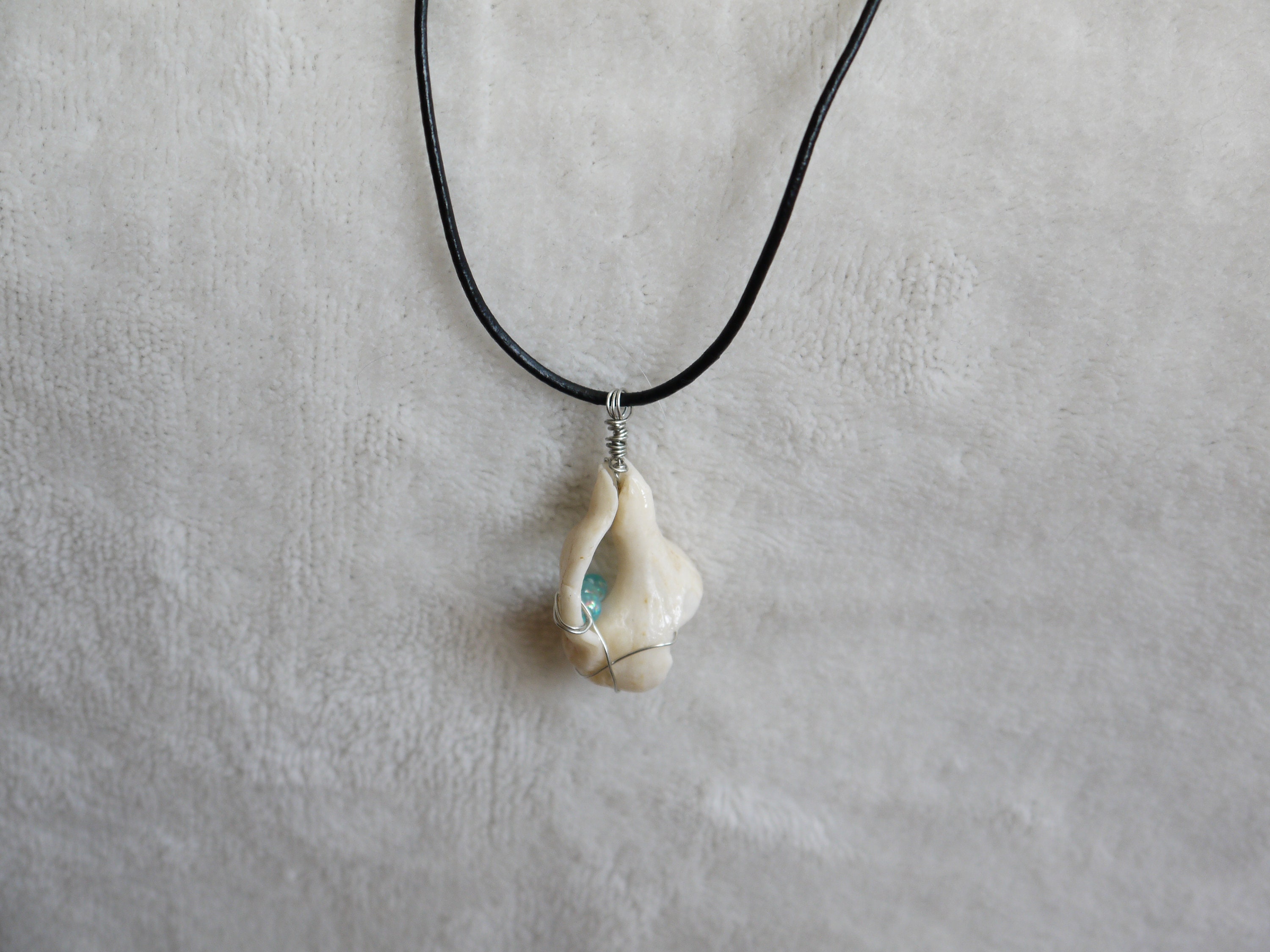 Beaded Seashell Necklace, Seashell and Wire Pendant, Natural Beige ...