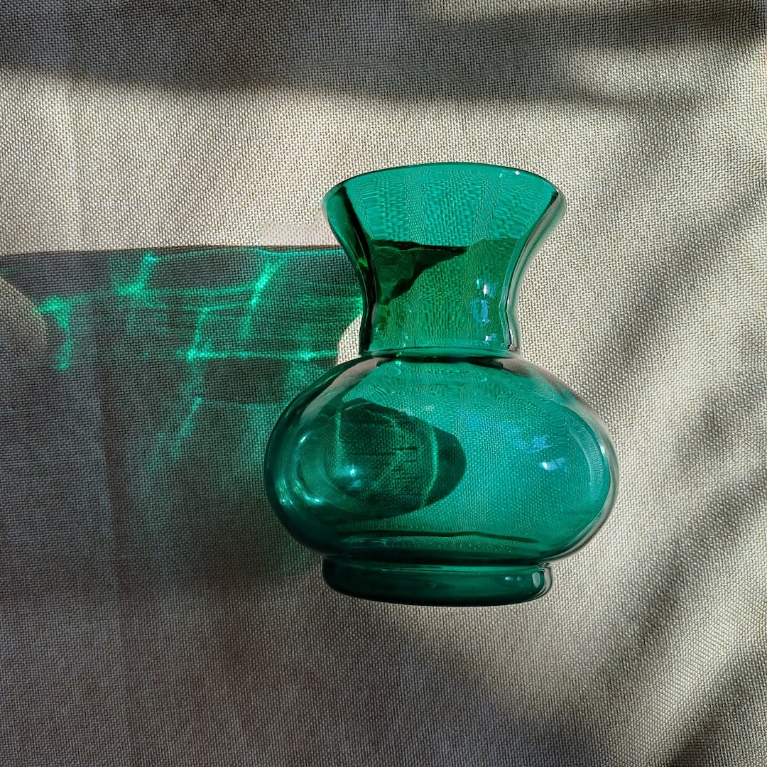 Vintage Small Green Glass Vase/emerald Green Little Romantic Vase ...