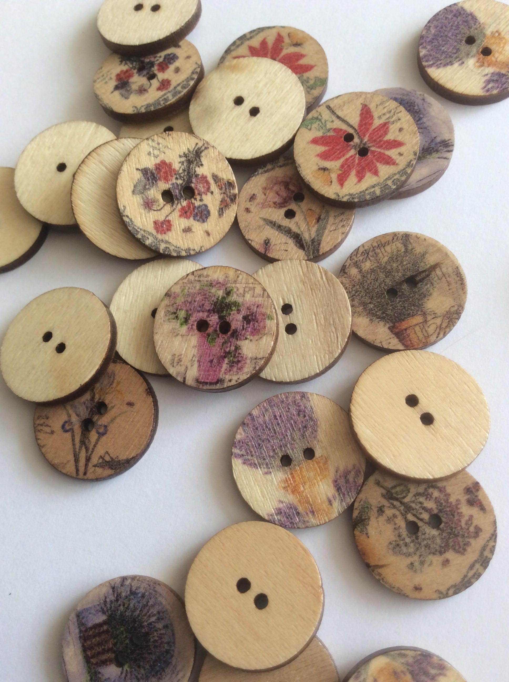 6 Floral Wooden Buttons/floral Design Button/flower Buttons/craft ...