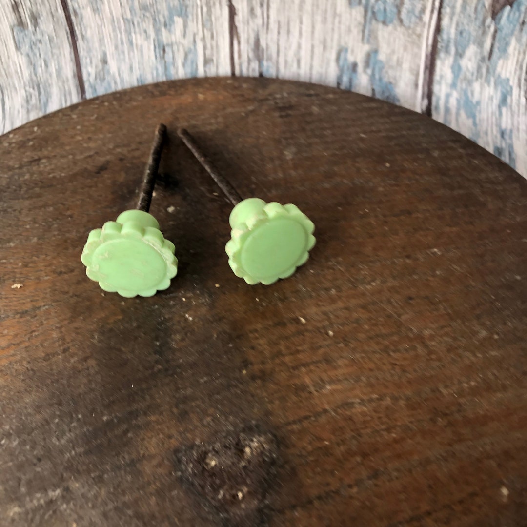 Vintage Green Plastic Draw Handles - Etsy