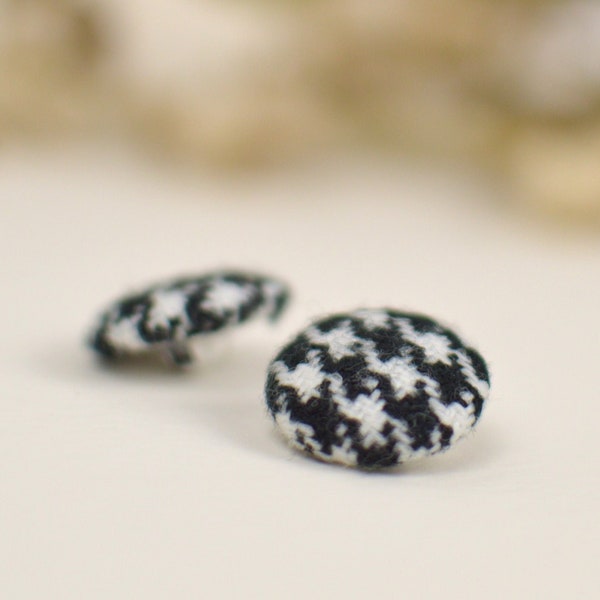 Plaid Buttons - Etsy