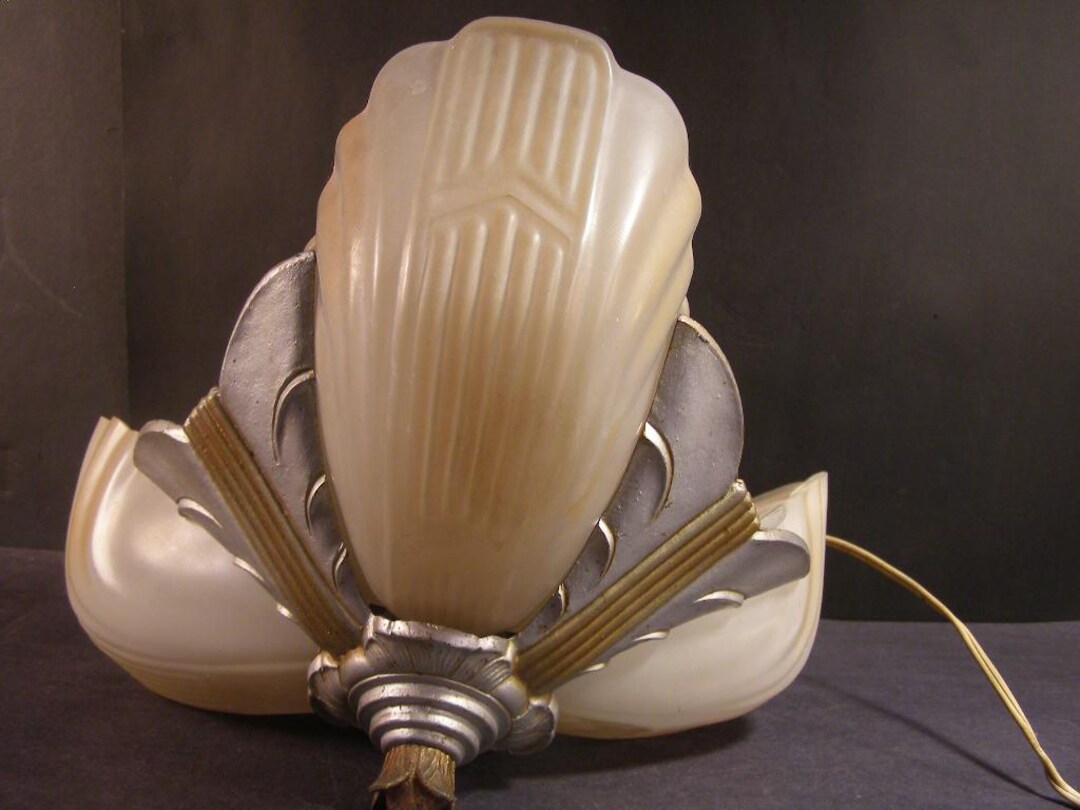Vintage Art Deco Hanging Shell Slip Shade Lamp Ceiling Light Fixture ...