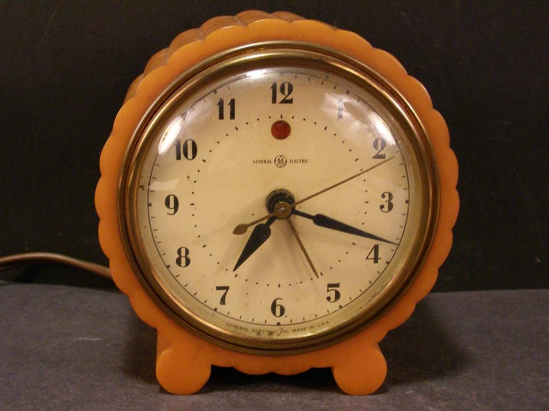 Vintage Art Deco General Electric Butterscotch Catalin Bakelite Alarm ...