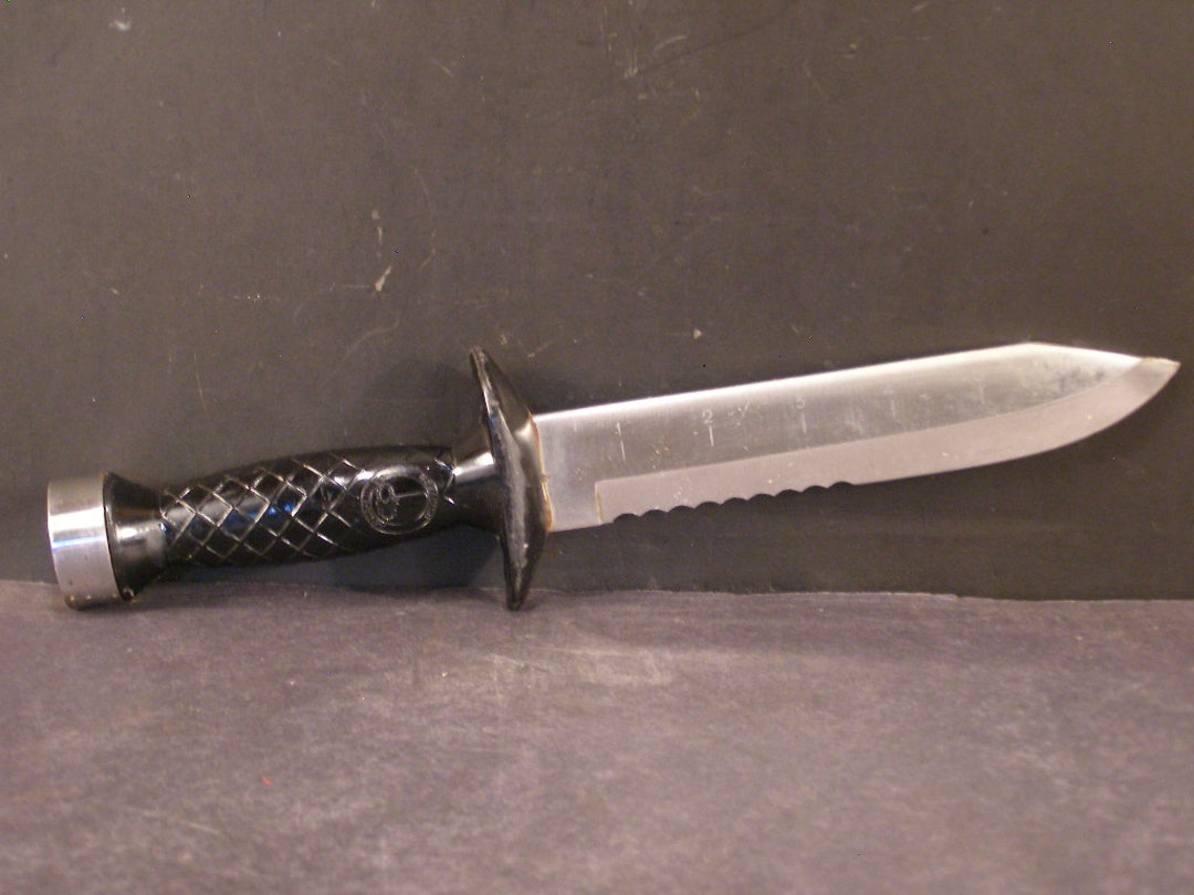 Vintage 12 Aqua Lung US Divers Master Scuba Dive Knife Serrated ...