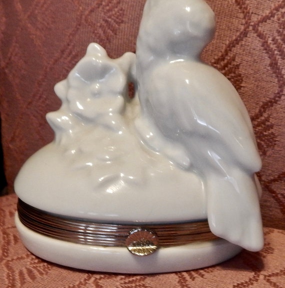 Shafford Porcelain Parrot Ring Box - Gem