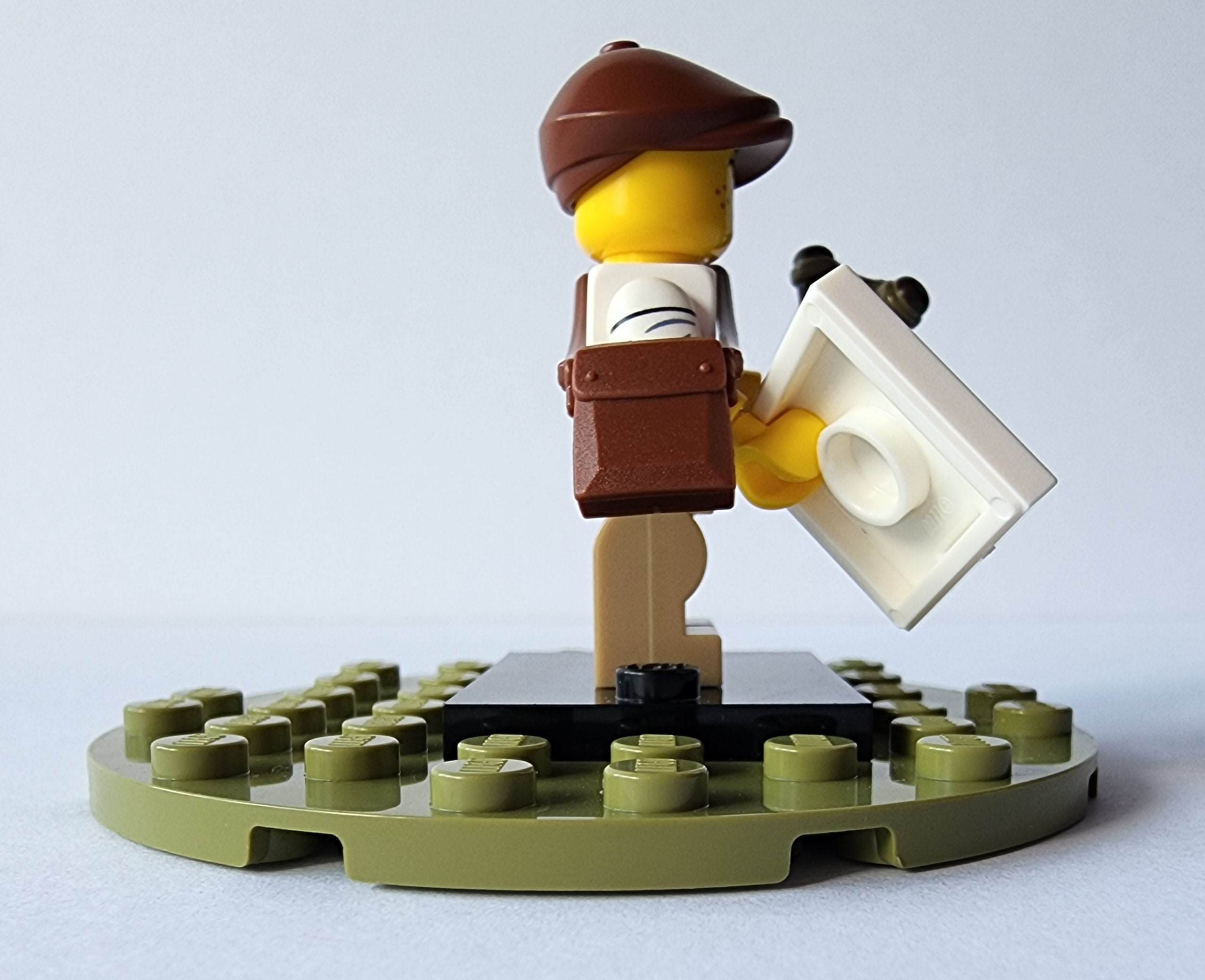 News Paper Kid Series 24 LEGO Minifigure 70137 NEW - Etsy