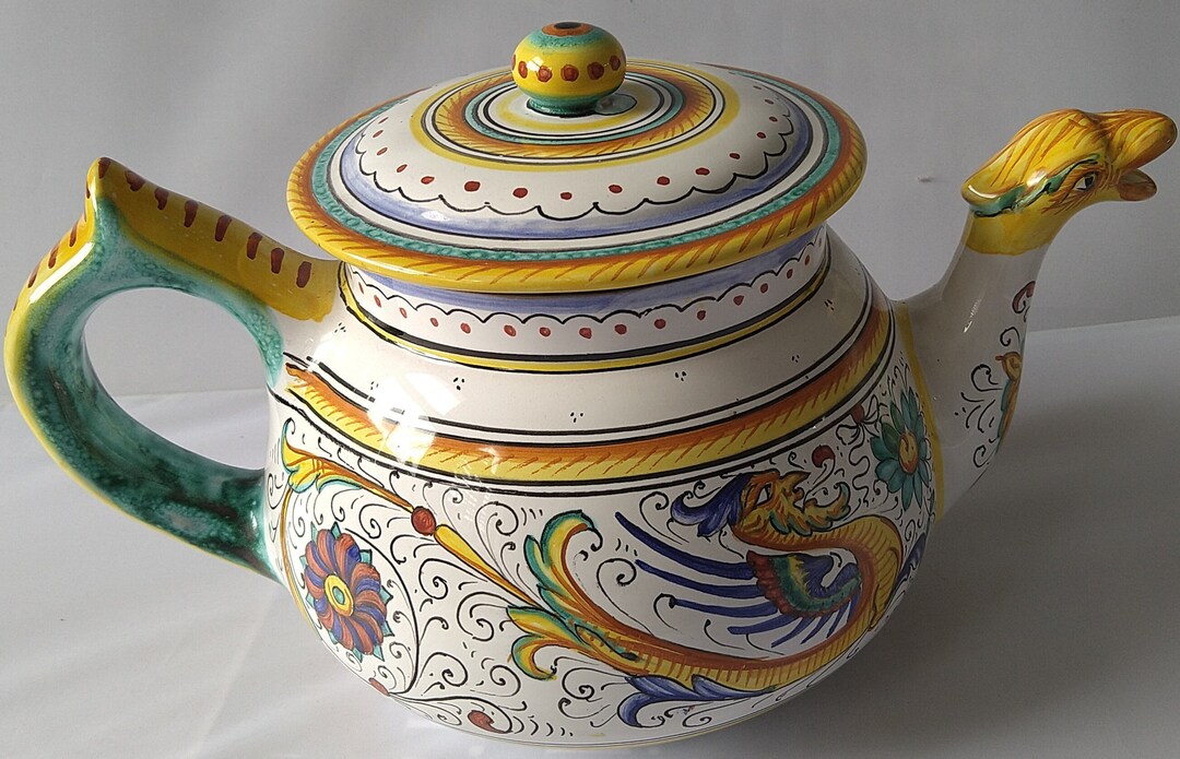 Deruta Teapot Decorated in Raffaellesco Pattern Artistic Ceramic Hand ...