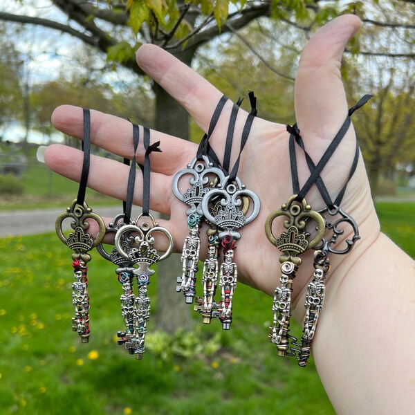 Skeleton Key Decor - Etsy