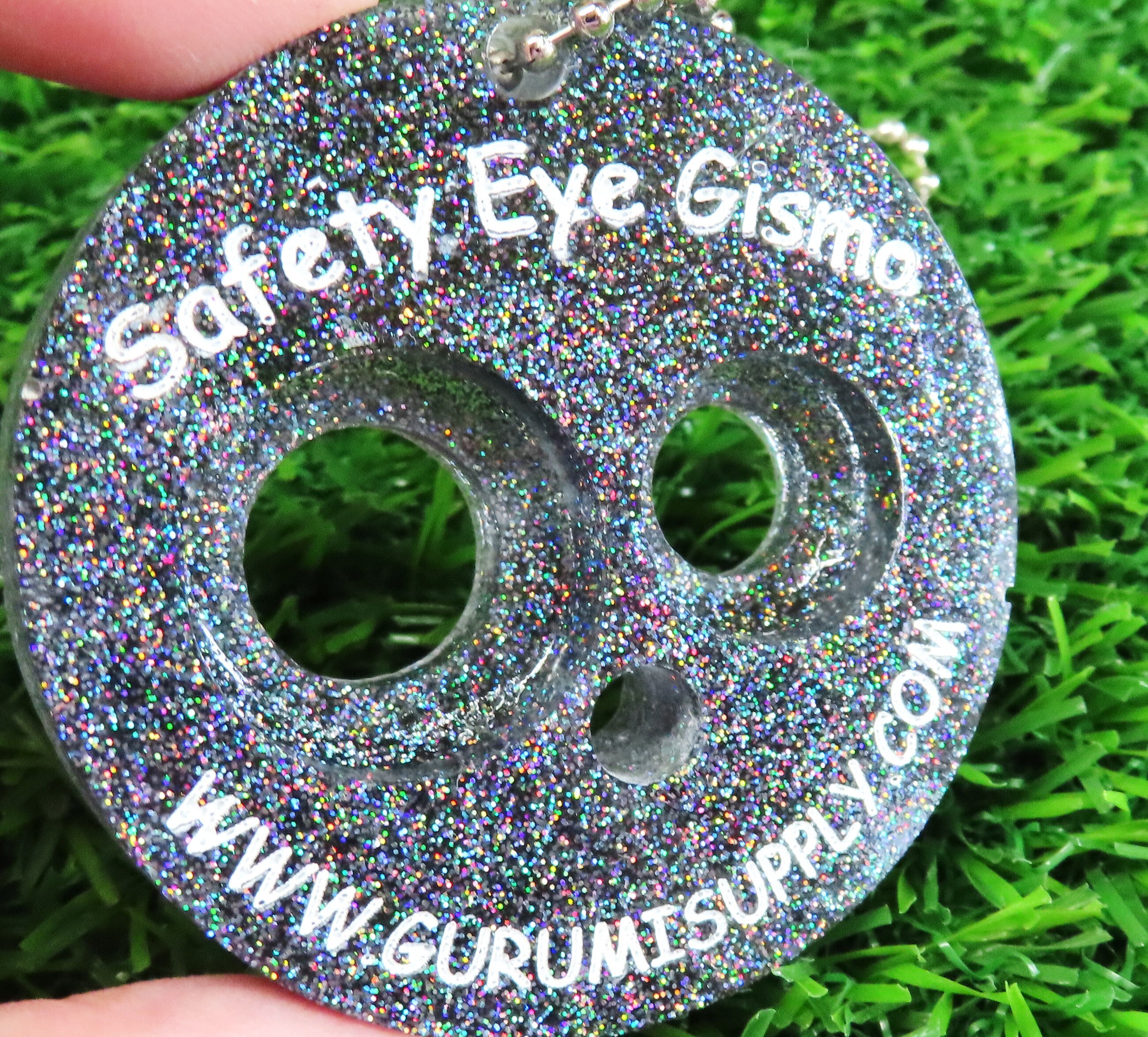 Safety Eye Gismo - Petite Size - On-the-Go - Keychain - Safety Eye Tool ...