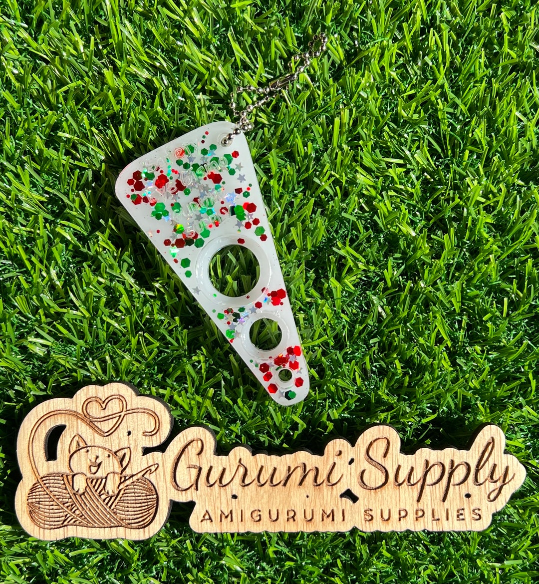 Safety Eye Gismo Tis the Season Petite triangle On-the-go - Etsy UK