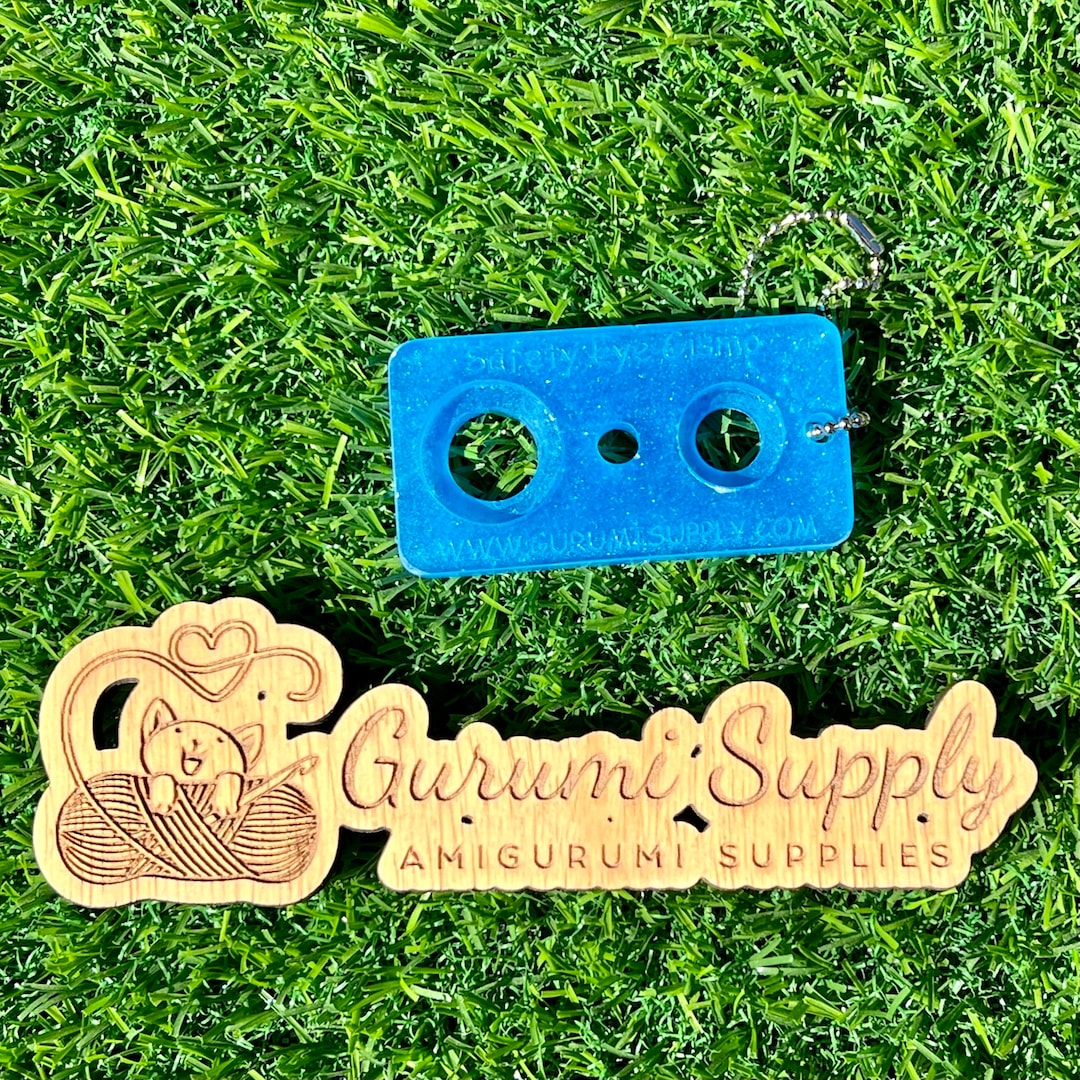 Safety Eye Gismo - Peacock Blue - Keychain - Rectangle - Safety Eye ...