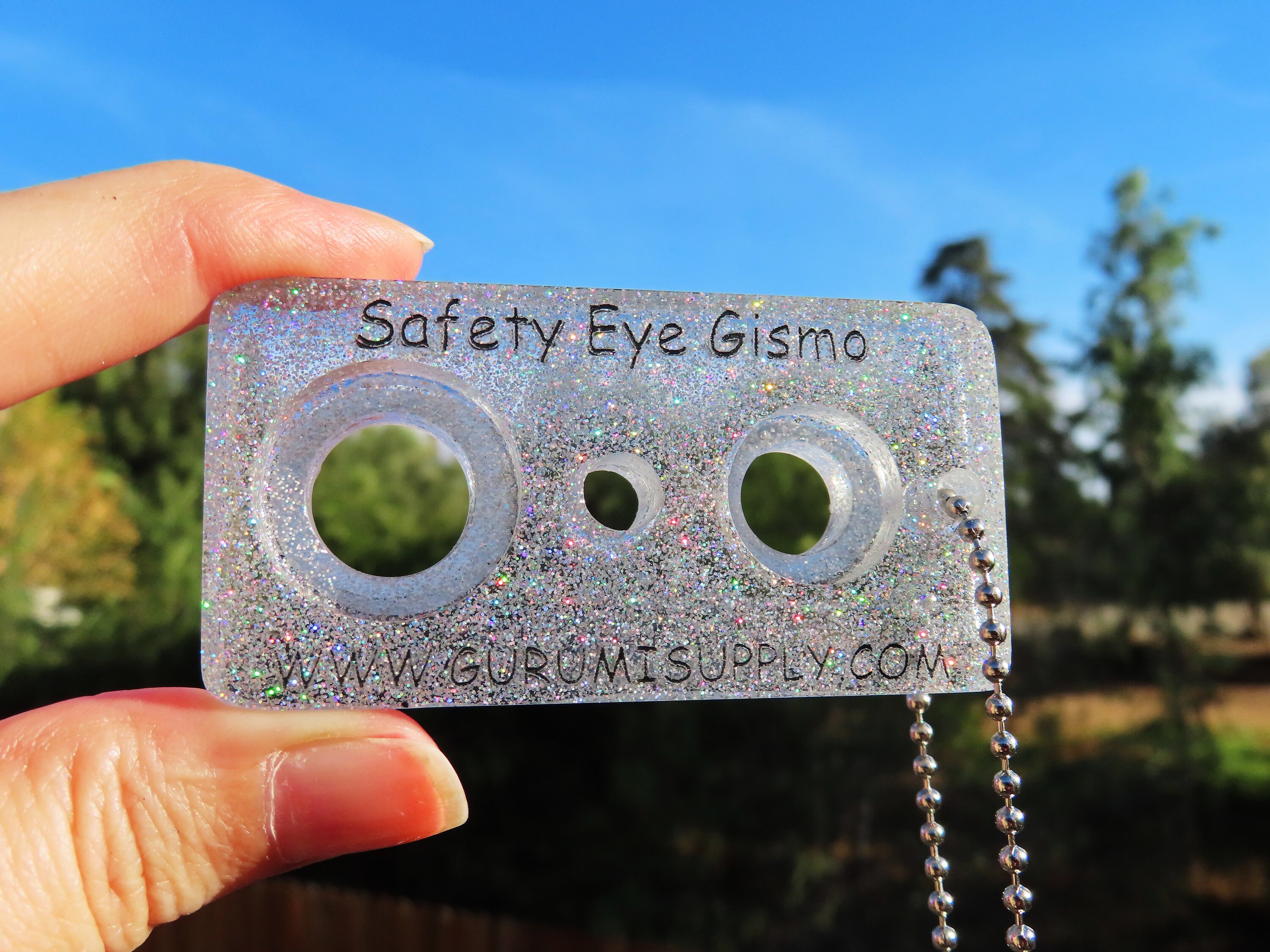 Safety Eye Gismo Holographic Silver Fine Glitter - Keychain - Safety ...