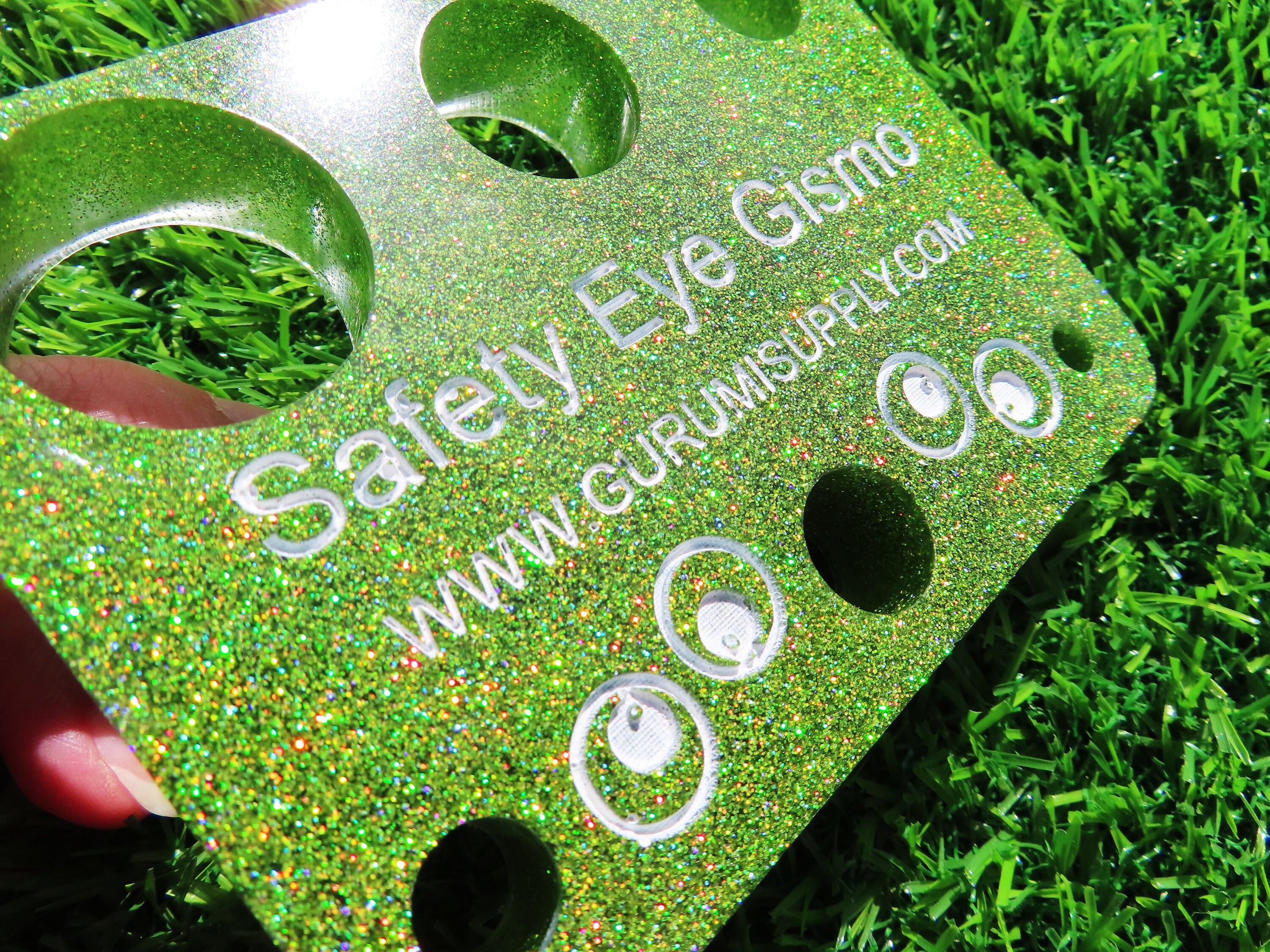 Safety Eye Gismo Light Green Glitter - Rectangle - Safety Eye Tool ...