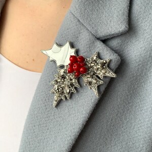 Christmas Holly Berries Brooch, Silver Beaded Xmas Leaves Pin, Glass ...