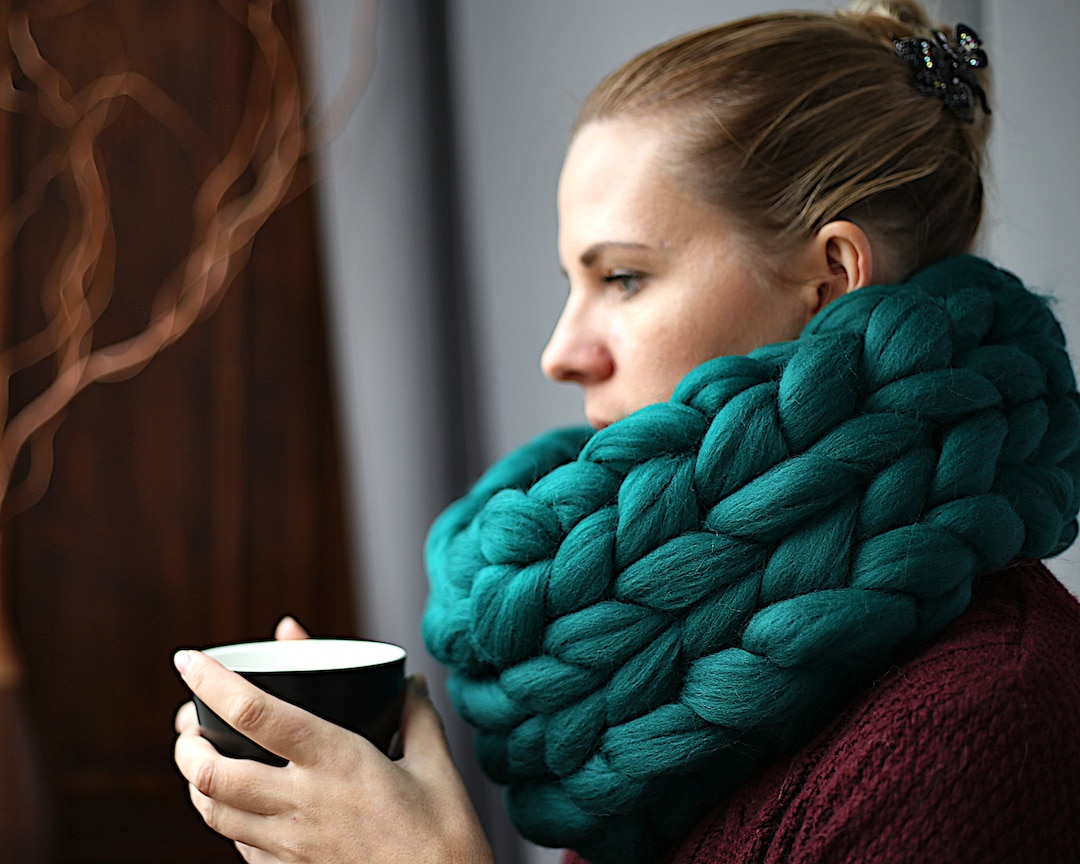 Chunky Knit Merino Wool Infinity Scarf: Giant Bulky Yarn - Etsy