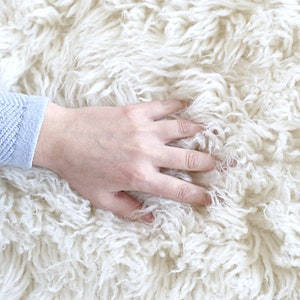 Round Flokati Style Rug off White 3.25" (8cm) Pile 1400 GSM Circle ...