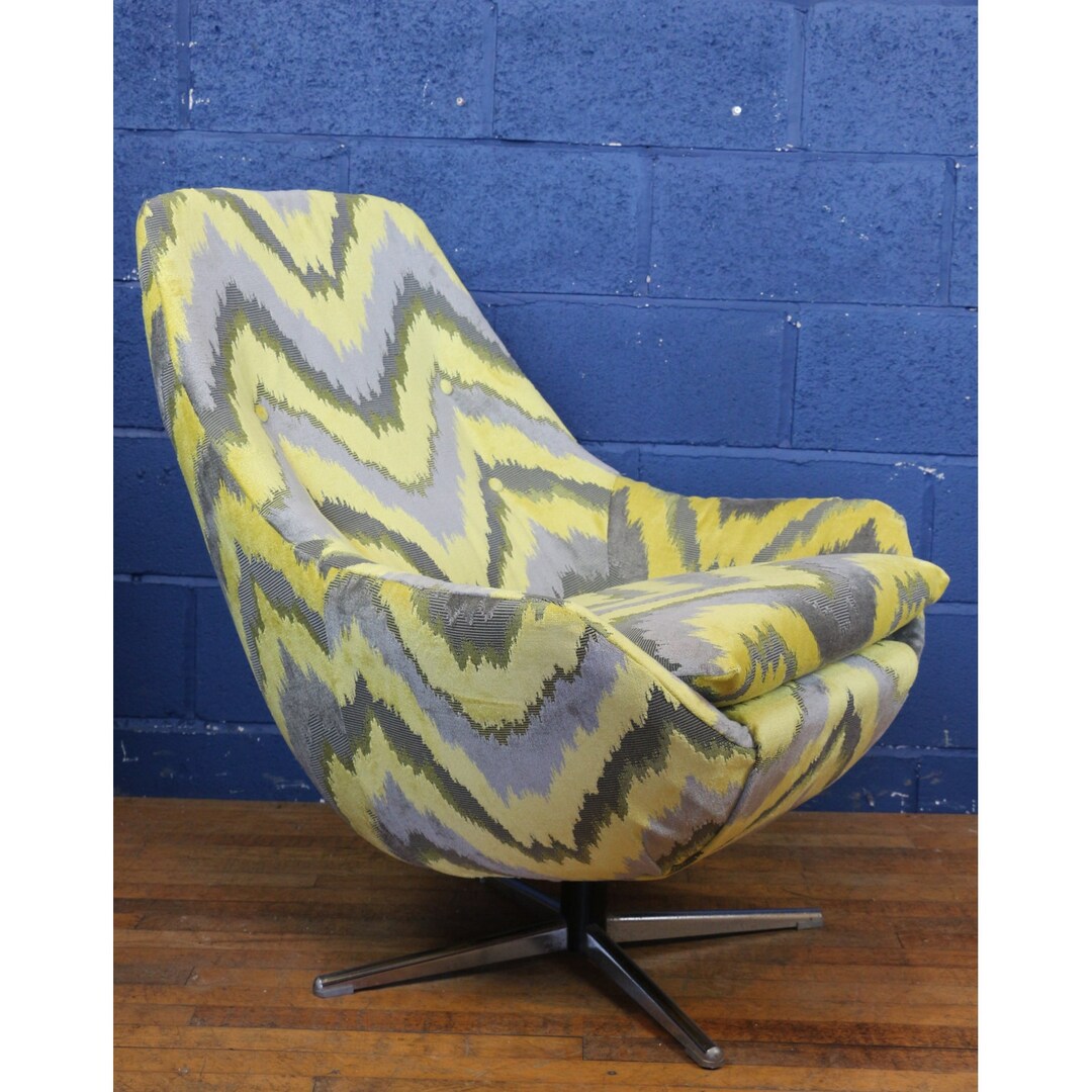 Restored Mid-century Swivel Egg Chair: Psychedelic Yellow and Grey - Etsy