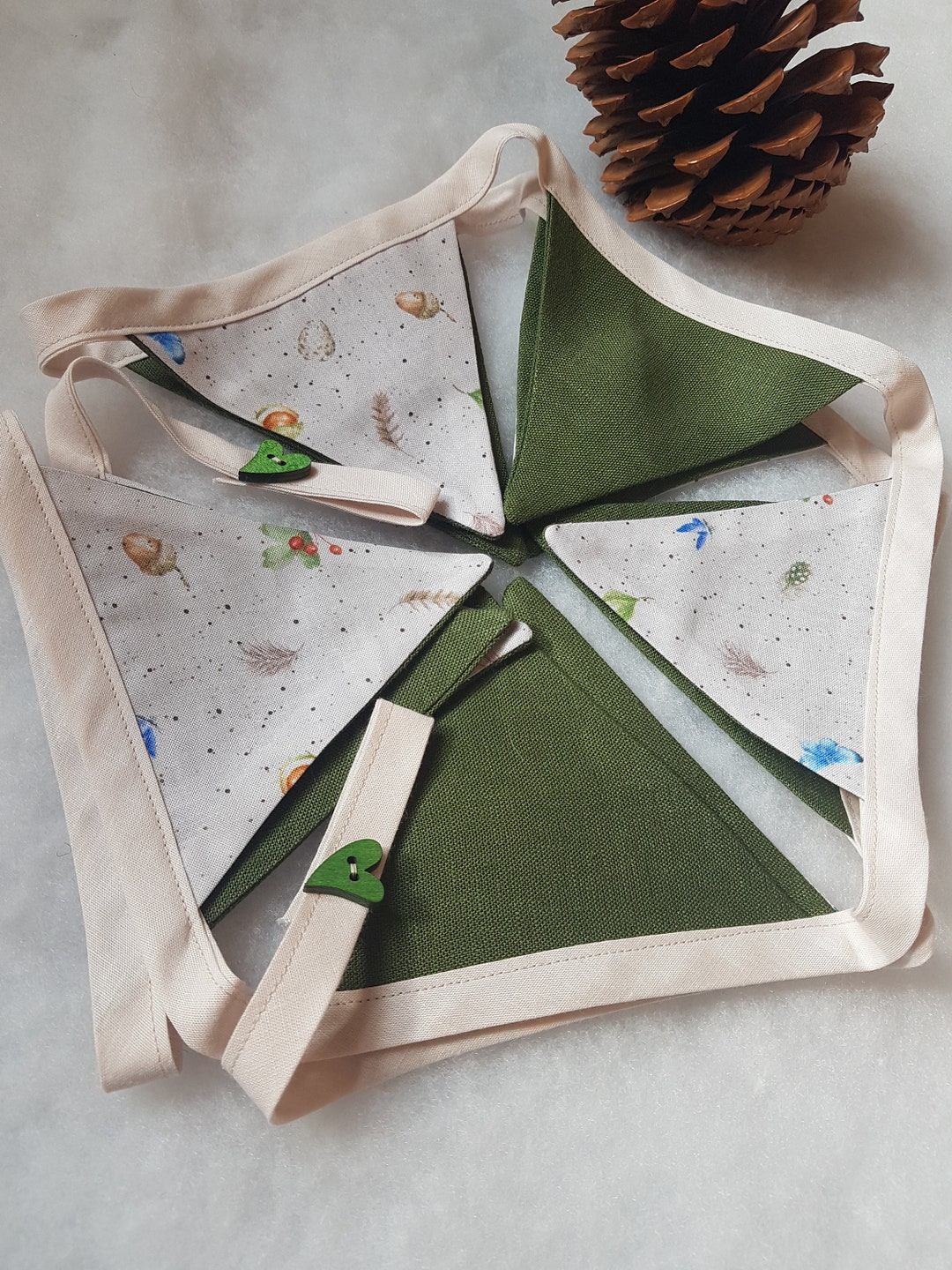Woodland Bunting Green Bunting, Conkers, Feathers, Leaves, Acorns ...