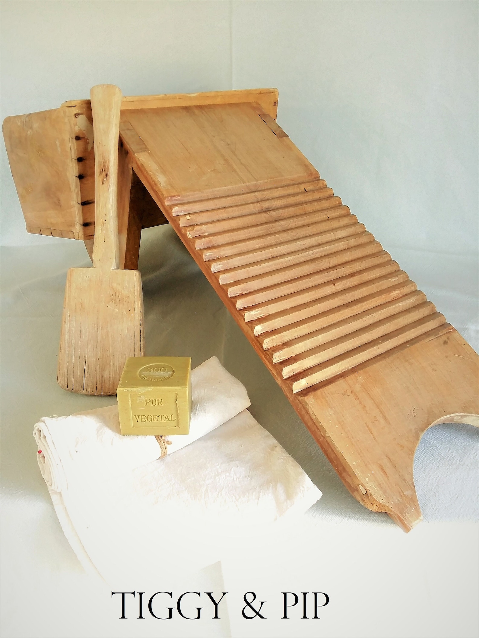 Antique Wooden Washboard and Laundry Paddle. Complete With Kneeling Box ...