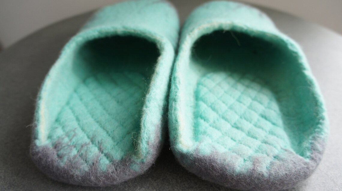 Mens Felt Slippers-mens Slippers–handmade Slippers-slippers for Men ...