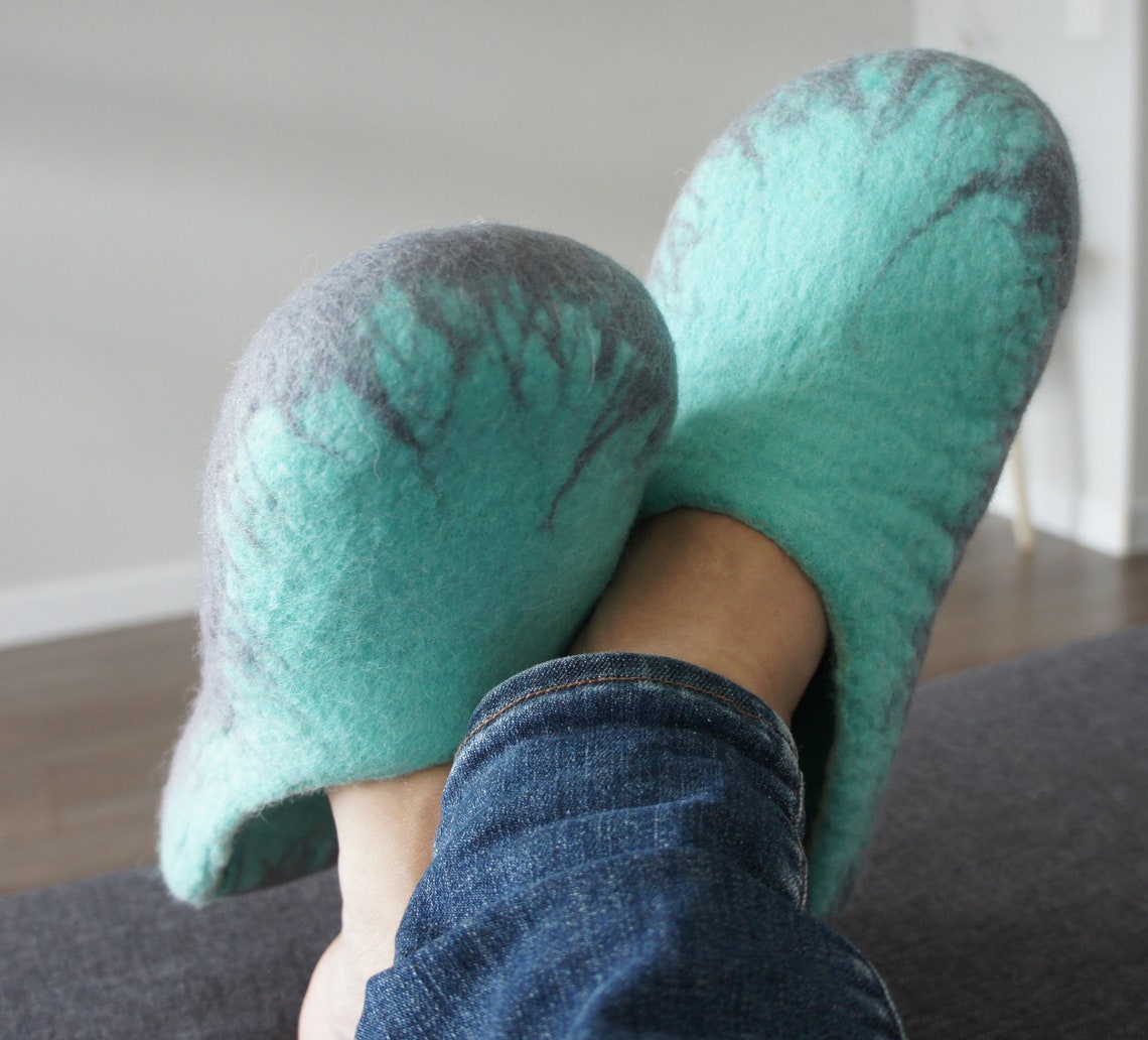 Mens Felt Slippers-mens Slippers–handmade Slippers-slippers for Men ...