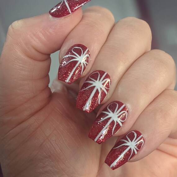 Christmas Present Nail Art