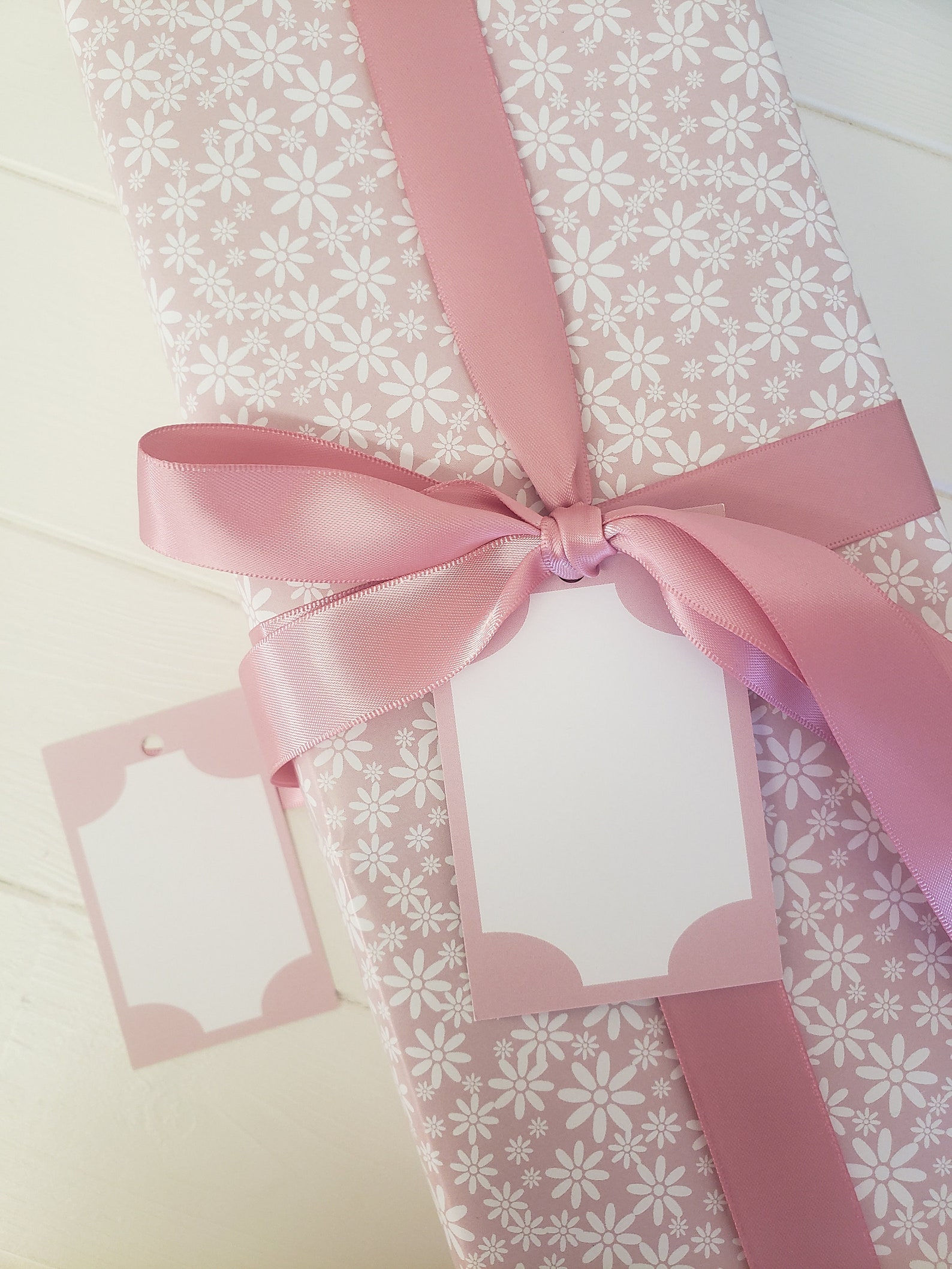 Classic Gift Tags - Etsy