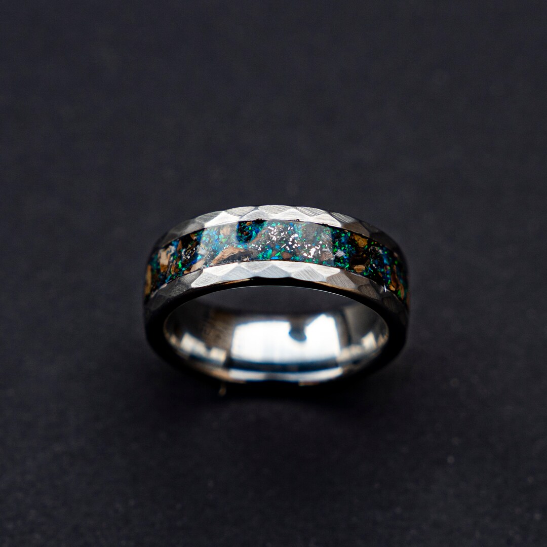 Hammered Tungsten Ring With Triceratops Dinosaur Bones Fragments ...