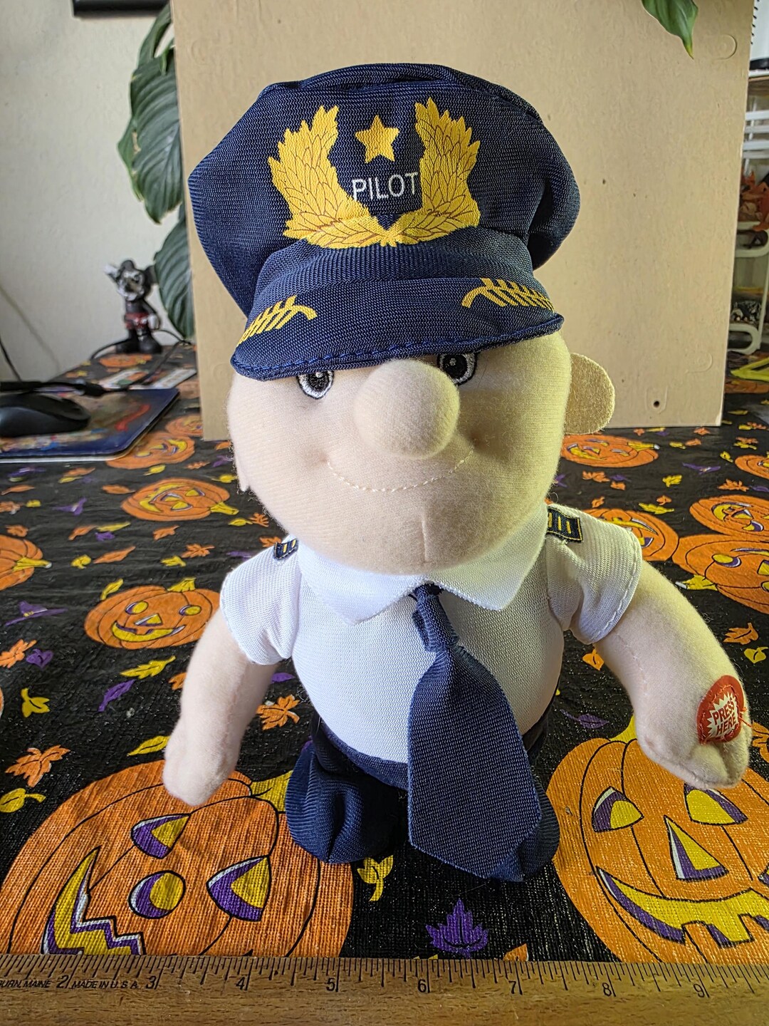 Vintage Daron Airline Pilot Mechanical Plush Battery Walking Toy Doll 9 ...